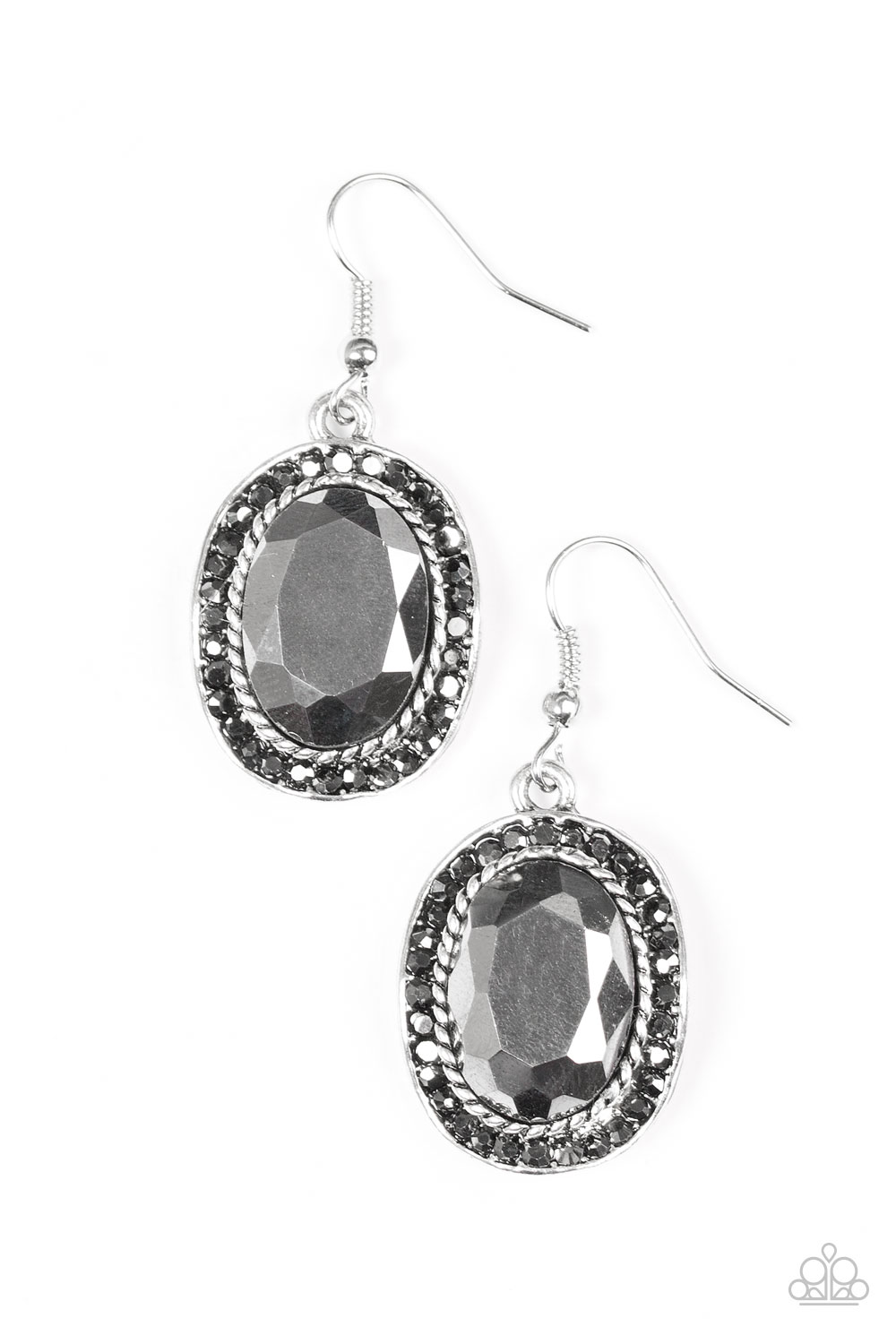 Paparazzi Accessories Queen Of Queens Silver Paparazzi Accessories