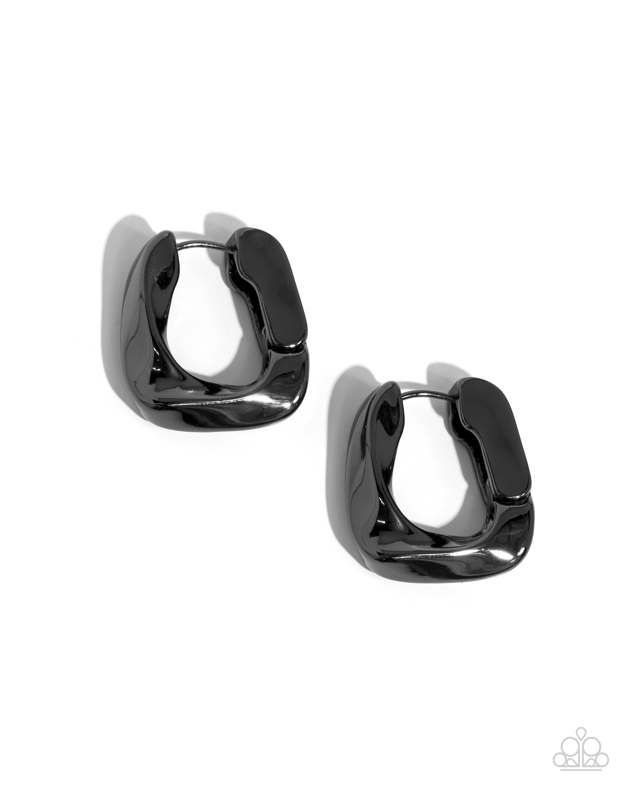 Paparazzi Accessories: Asymmetric Advocate - Black | Paparazzi Accessories